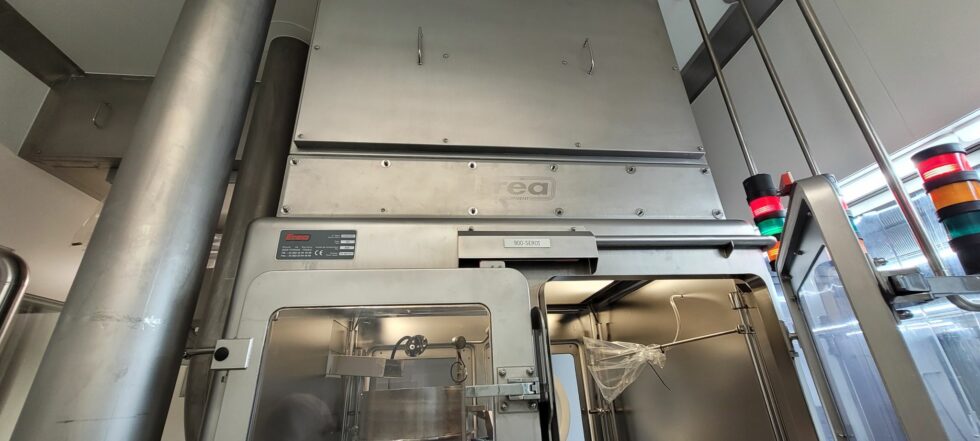 Pictures of a 2008 Closed RABS in of one of our customers plant - EREA